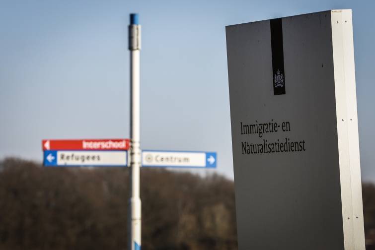 In 6 maanden tijd zijn er bijna 200.000 nieuwe immigranten naar ...